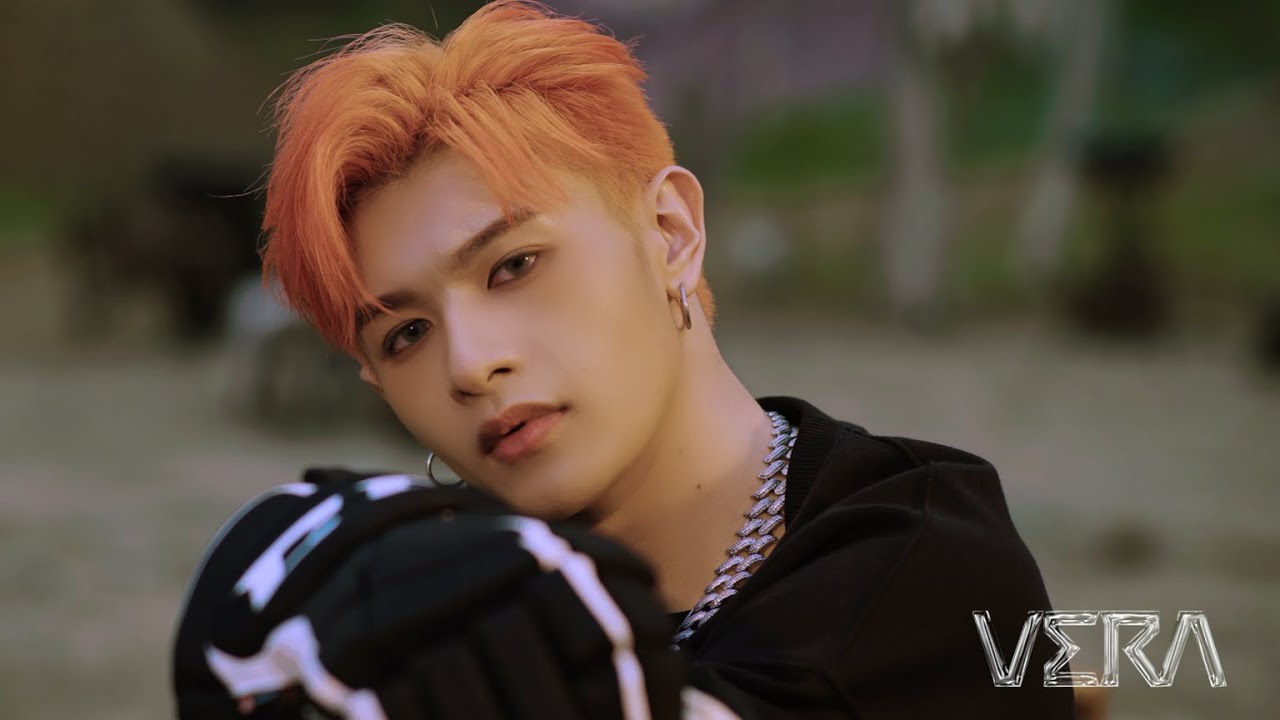 VERA 'VERA' Character Clip｜#孟維Mike - YouTube