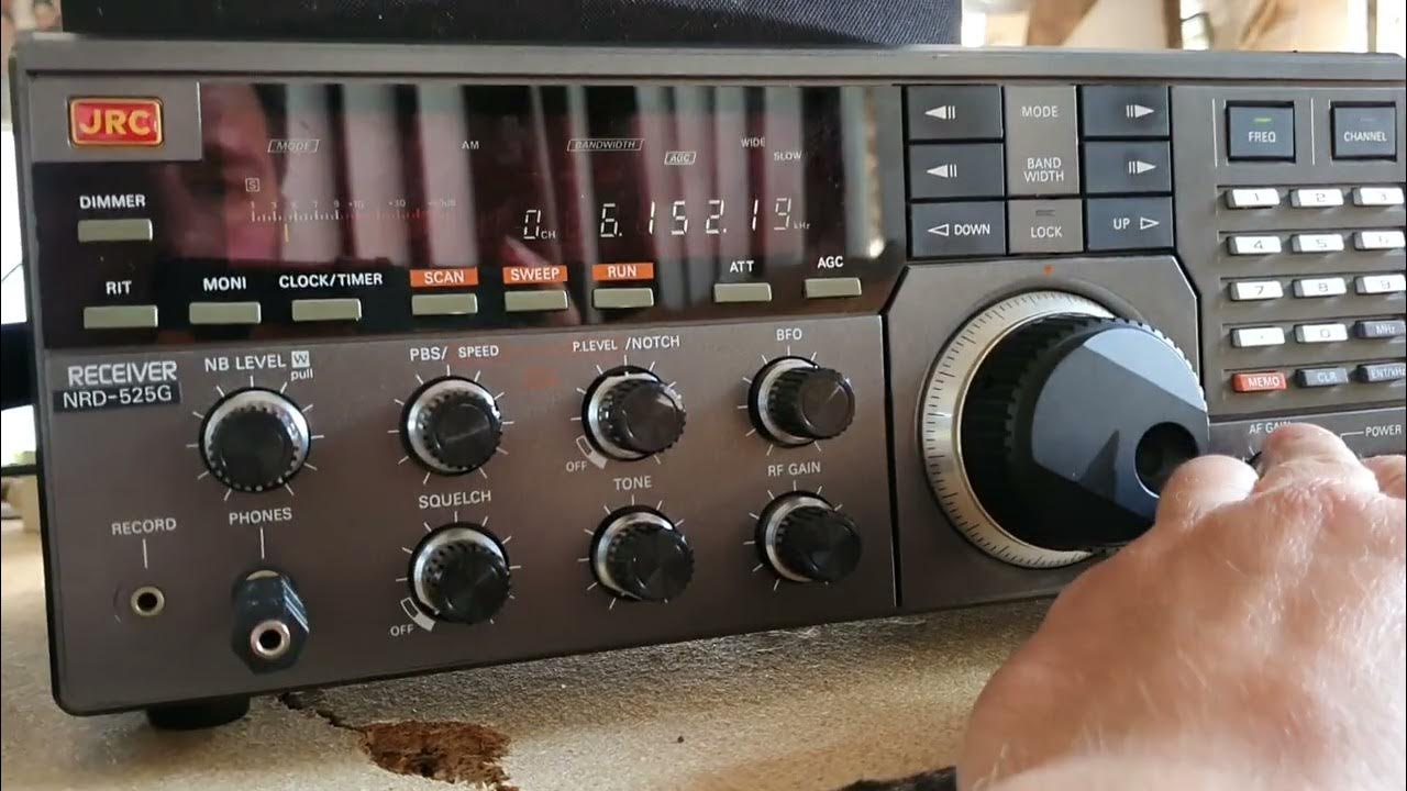 Kenwood R-2000 vs JRC NRD 525G - YouTube