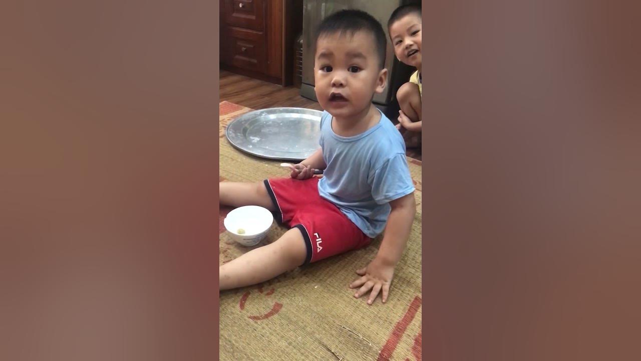 Tờ Rí mắng anh cả Zun luyên thuyên - YouTube