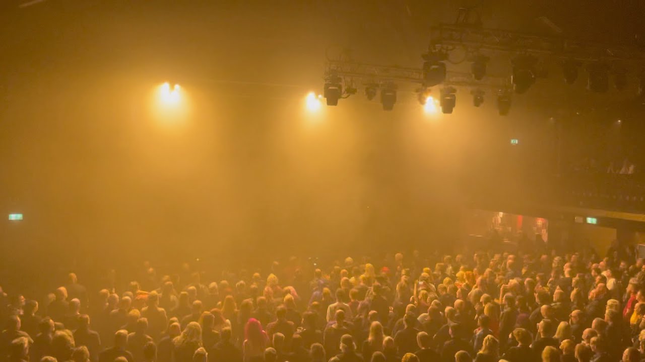 IST IST "Emily" Live at O2 Ritz Manchester, 14.04.2022 - YouTube