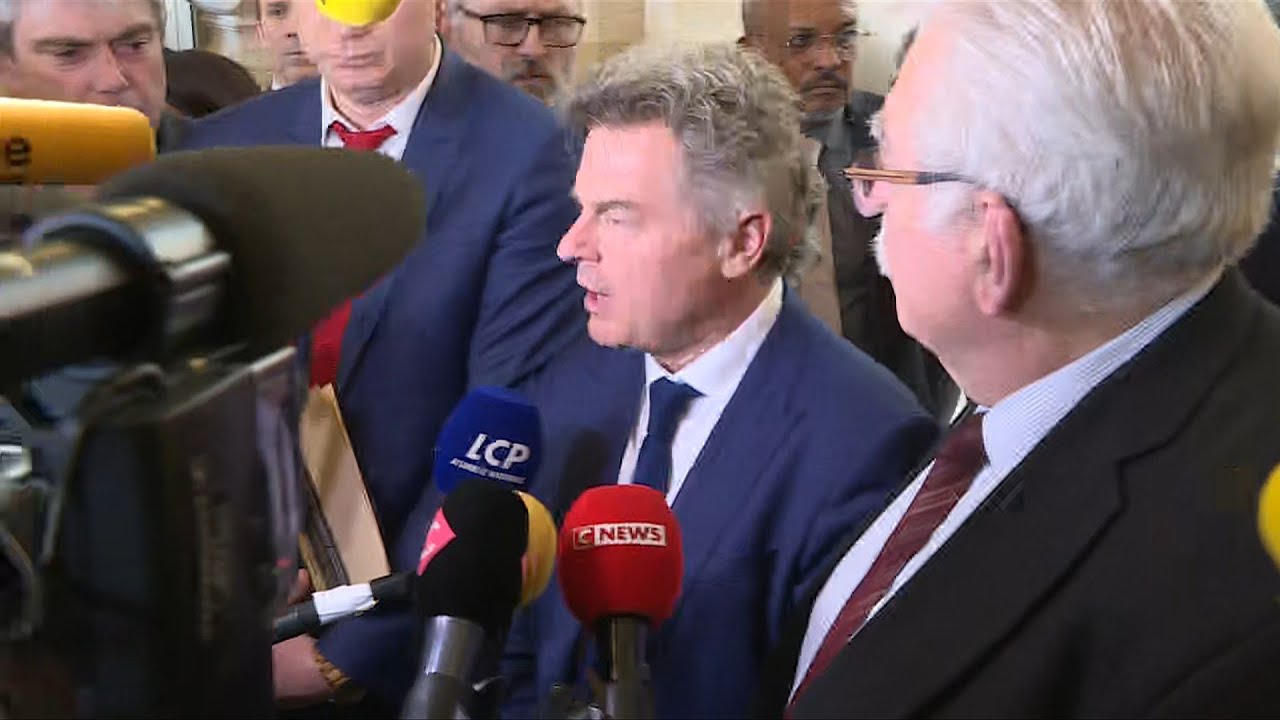 Retraites: Borne "vient de finir d'humilier et de bafouer le Parlement ...