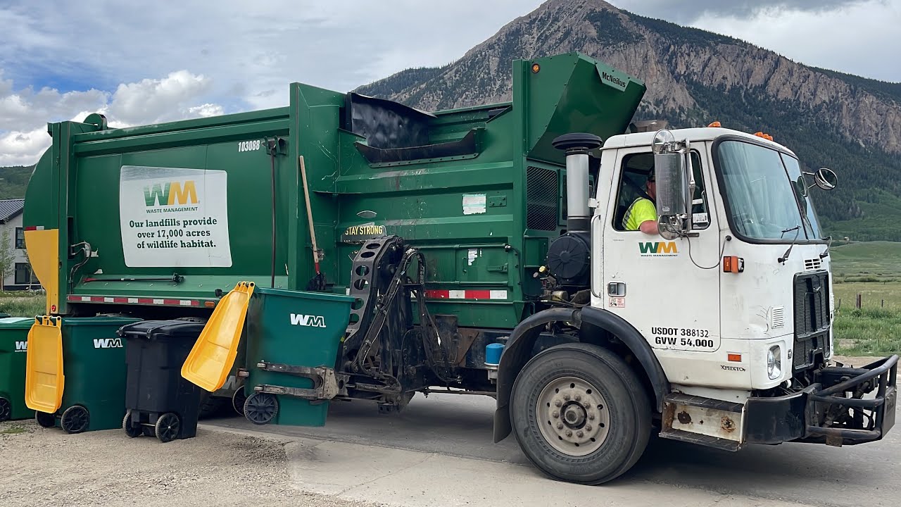 Waste Management Autocar WX McNeilus Autoreach Garbage Truck - YouTube