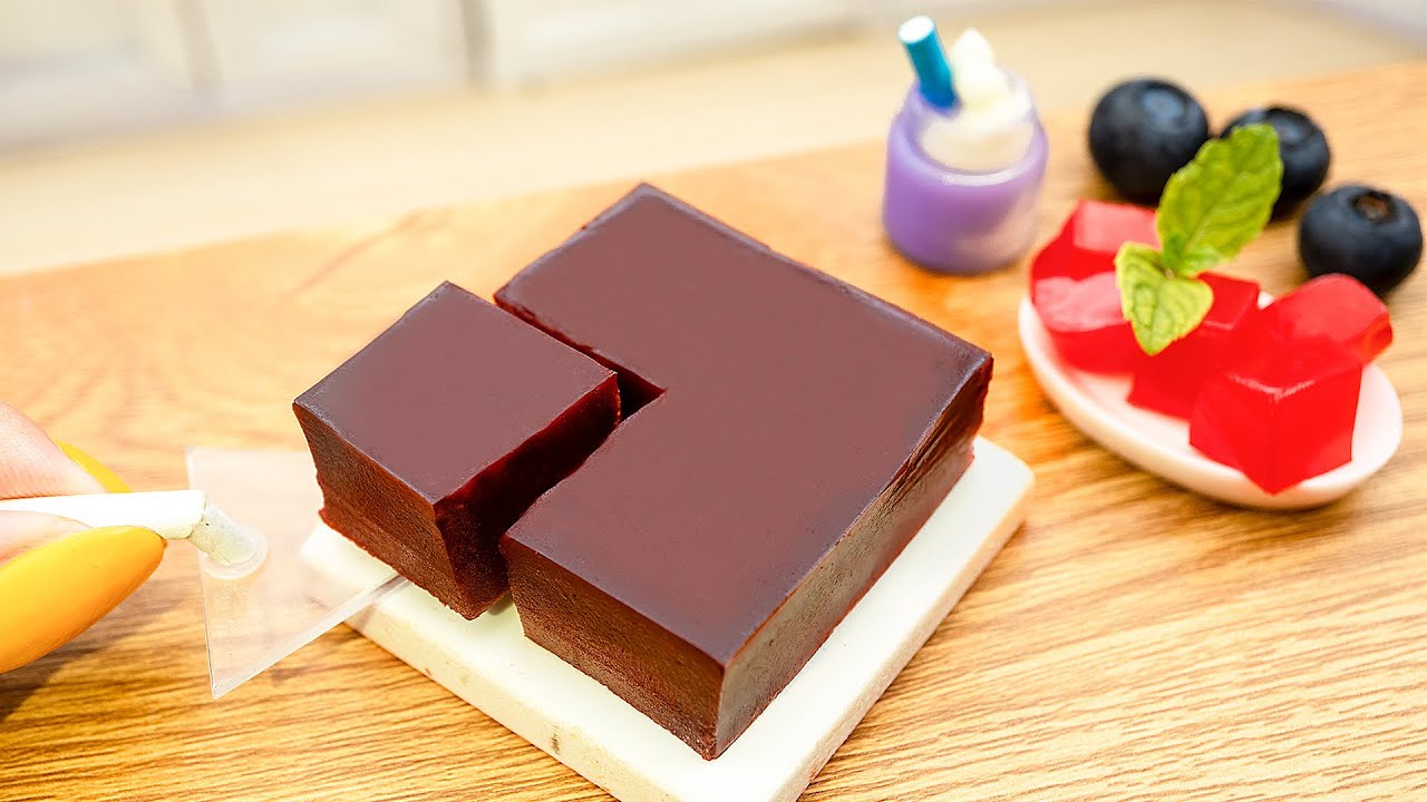 Delicious Miniature Chocolate Cake Recipe Satisfying Tiny Chocolate ...