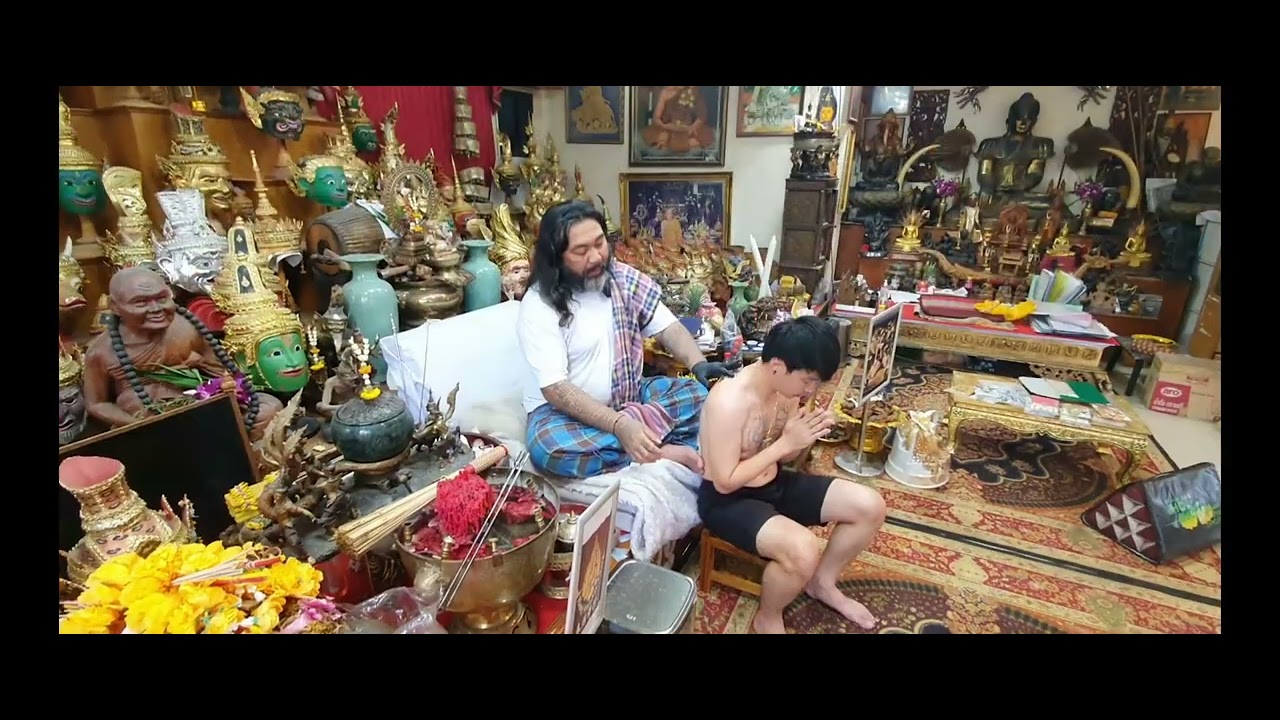 Chat Petch Hah Taew 5 Lines, VIP Visit to Ajarn Ohr's Sacred Thai ...
