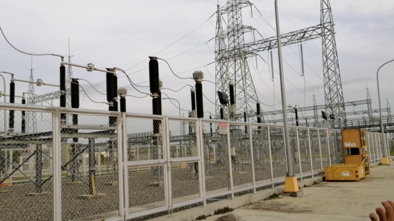 Disconnecting Switch Arcing - YouTube