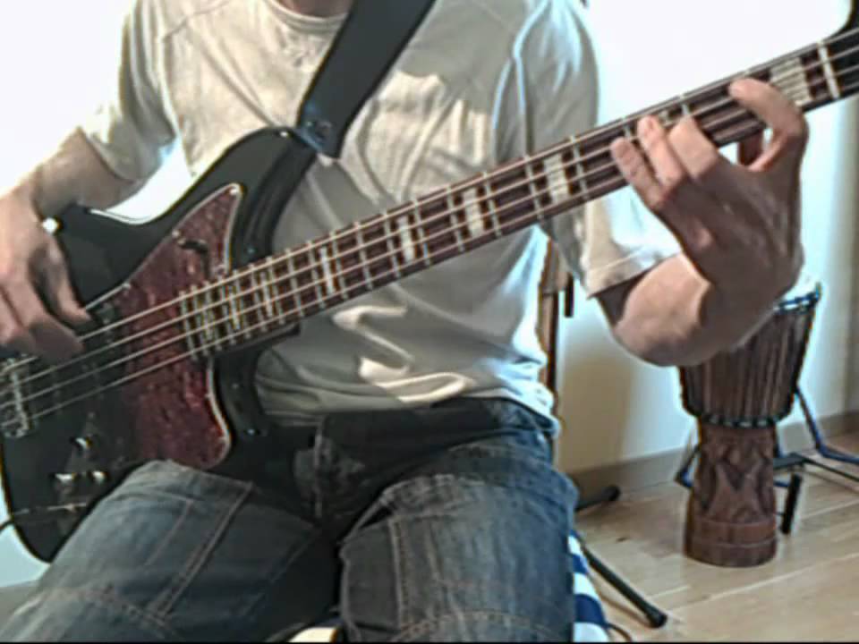 stevie wonder-master blaster-bass cover - YouTube