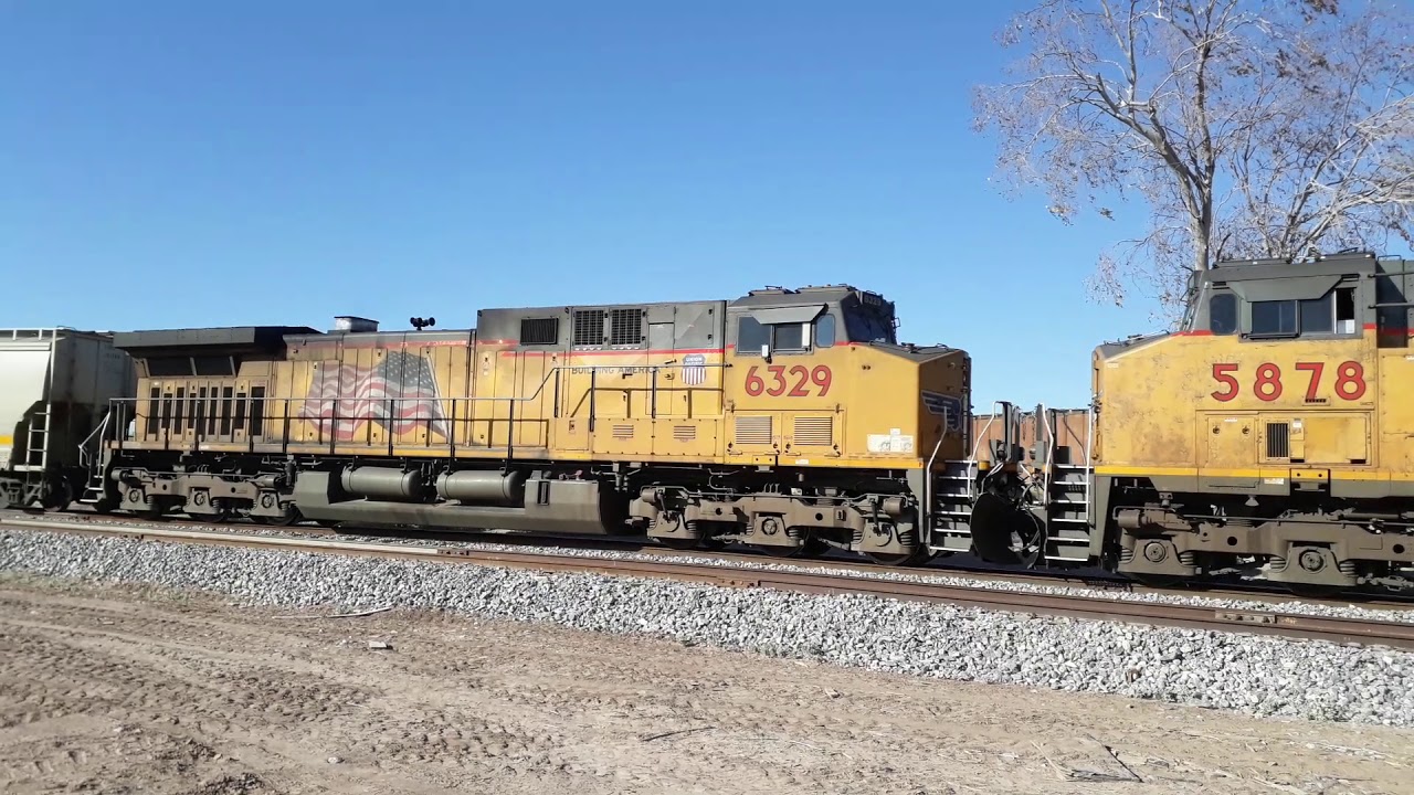 UP 2639, UP 5878, UP 6329 .. con tren carrusel granelero .. ejido ...