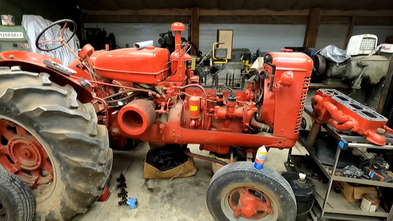 Fixing a Farmall W6 - YouTube