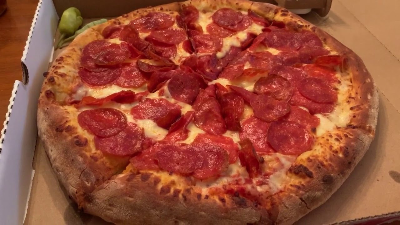 My Sunday Night Ritual: Papa John's - YouTube