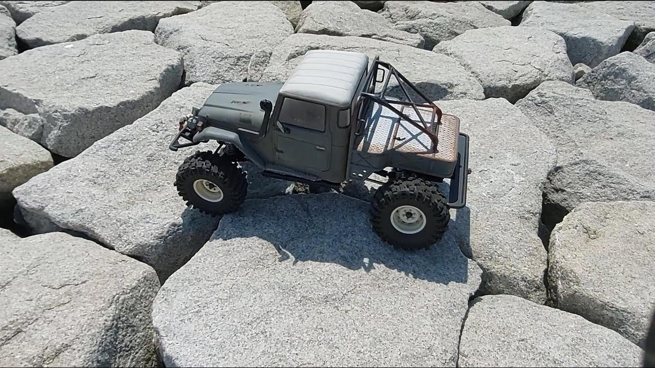 VS4-10 Vanquish Products / FJ45 - YouTube