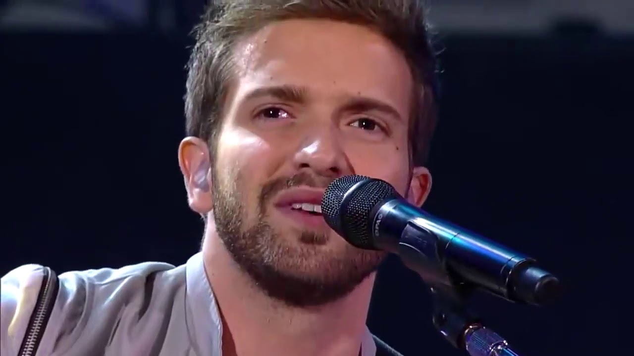 pablo alboran Live Full Concert 2021 - YouTube