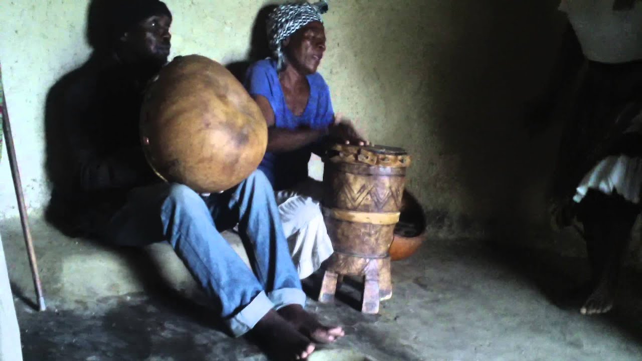 Great Zimbabwe Village Mbira & Dancers - YouTube