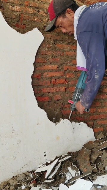 Plaster removal method using a drill machine #building #construction # ...