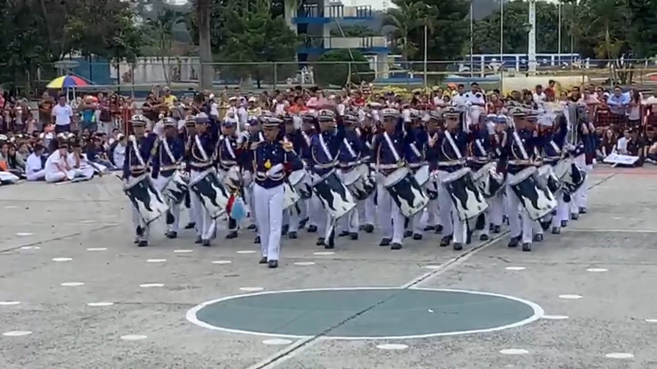 Pelotón Comando Liceo Naval Guayaquil - Olimpiadas 2019 - YouTube