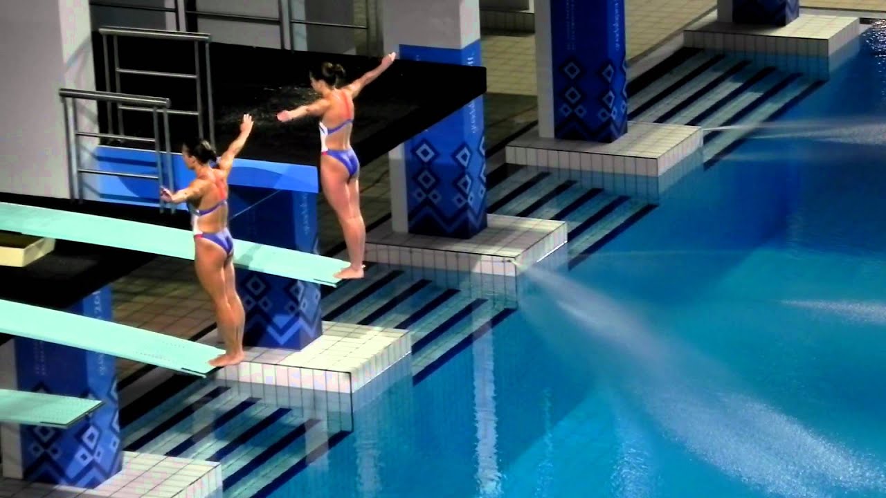 Clavado de USA Sincronizados Femenil Trampolin de 3m Diving ...
