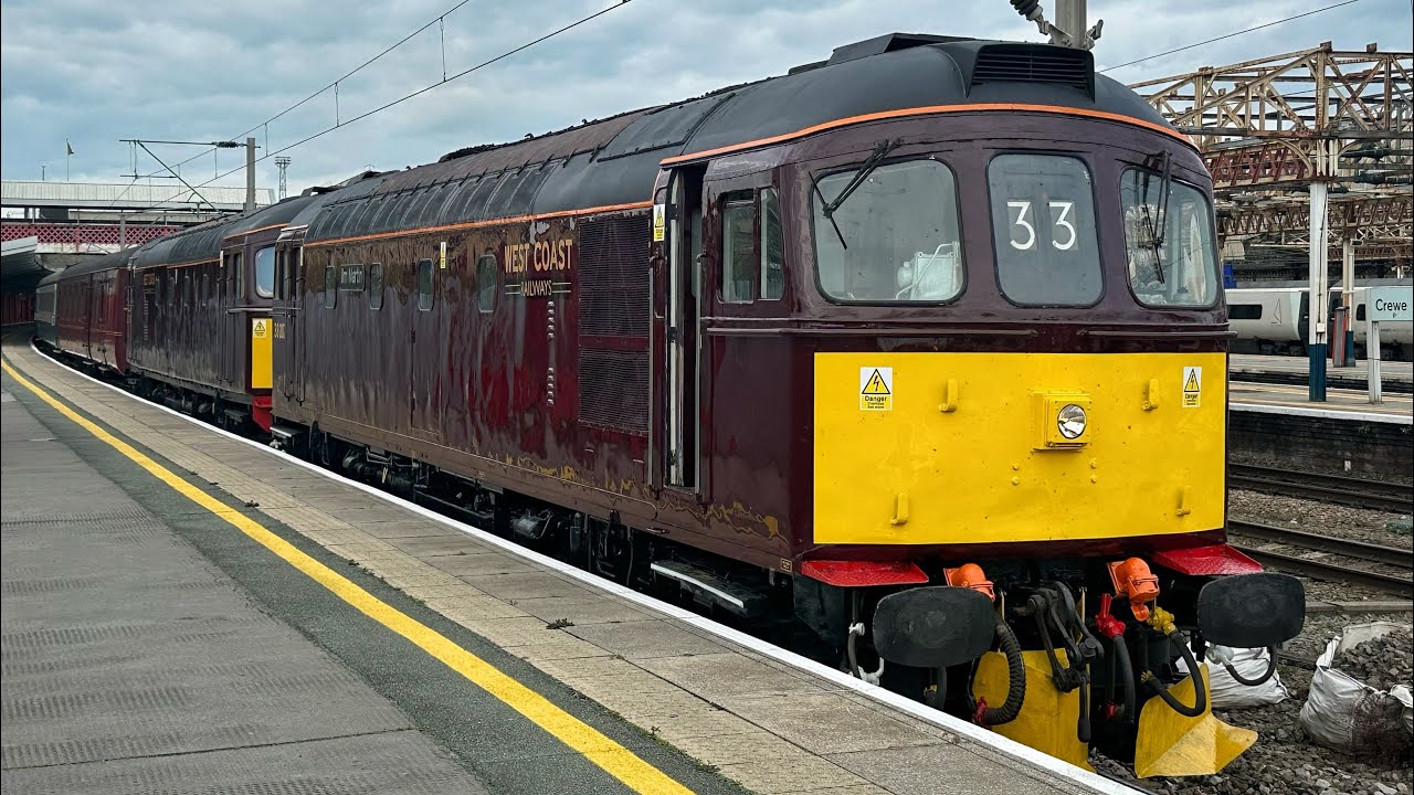 West Coast Railways Class 33’s at Crewe Station - YouTube