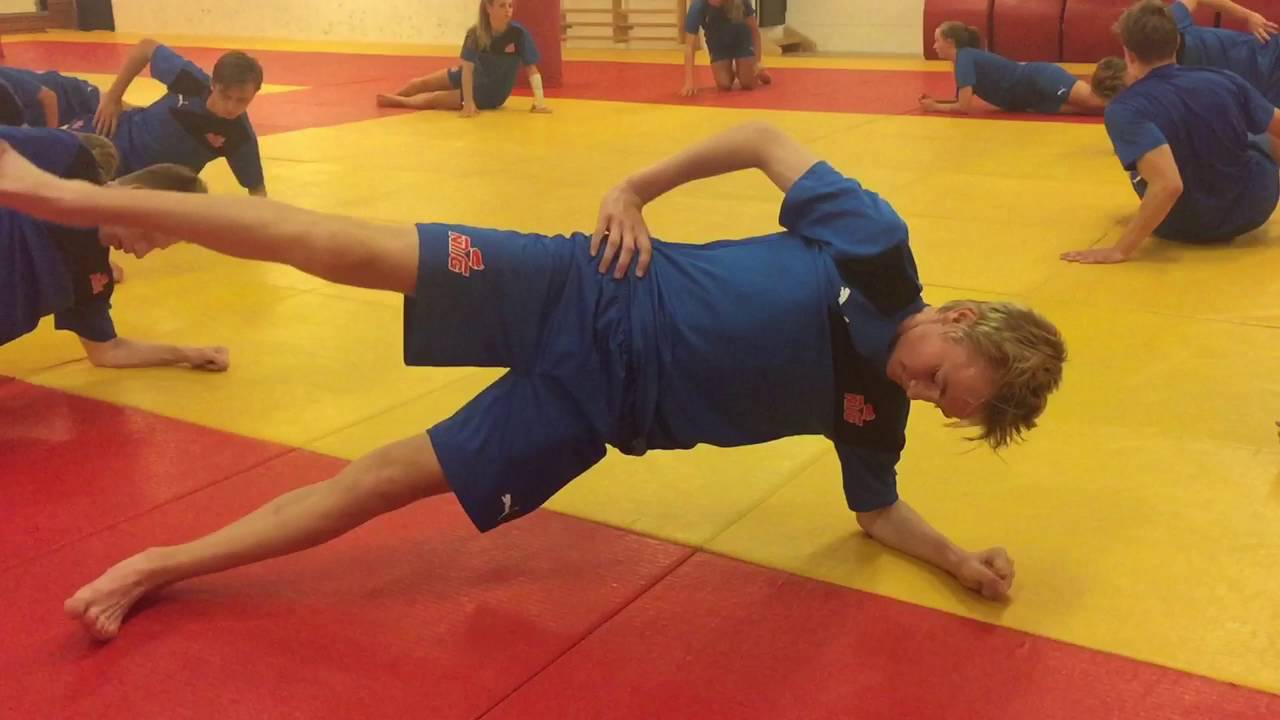 Basistrening med førsteklasse - YouTube