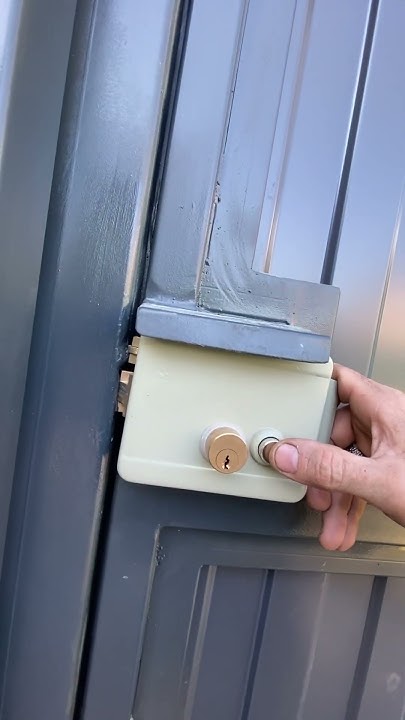 Калитка с электромеханическим замком - YouTube