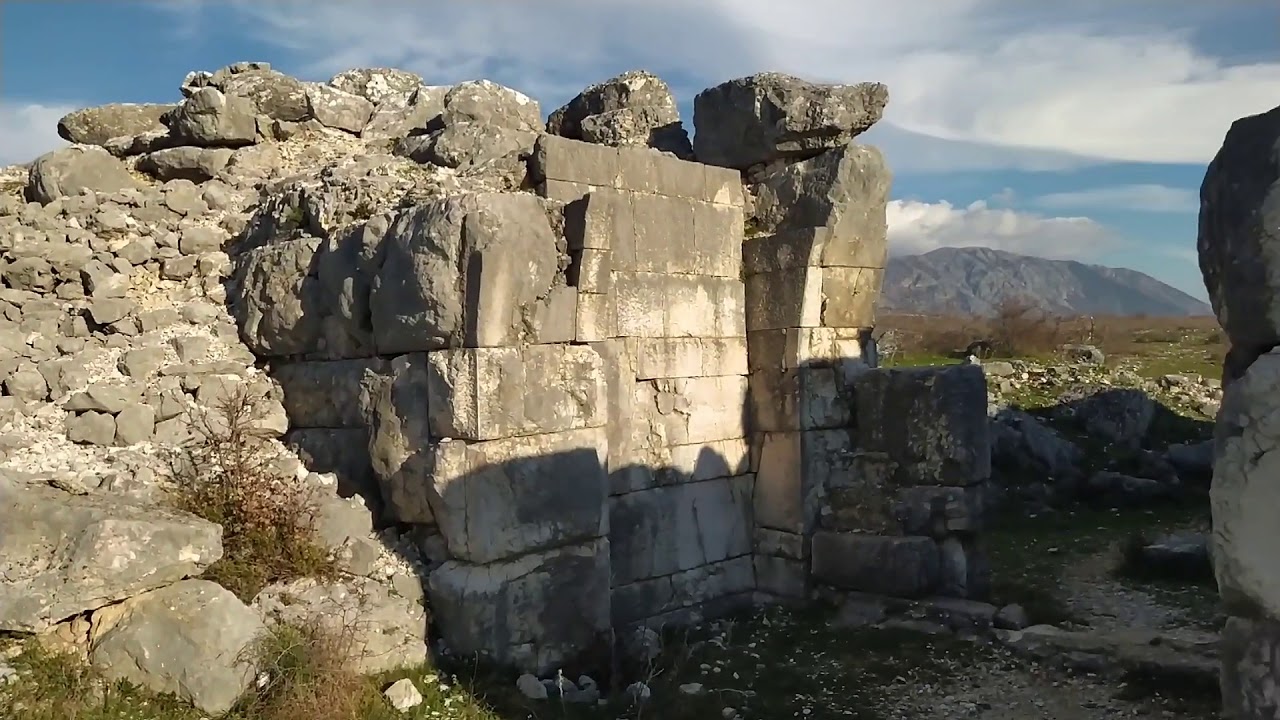 Kuda Za Vikend Ilirski Grad Daorson Stolac - YouTube