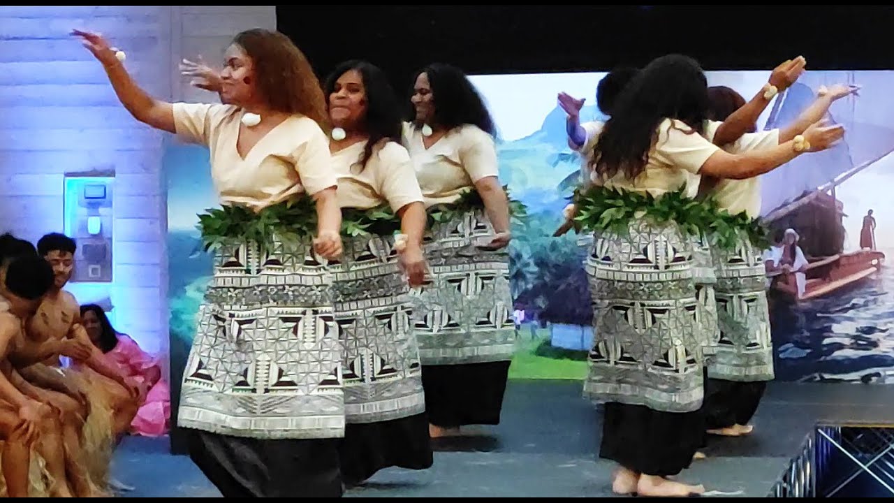 Tekiteki Girls in Ypswich June 2022 - YouTube