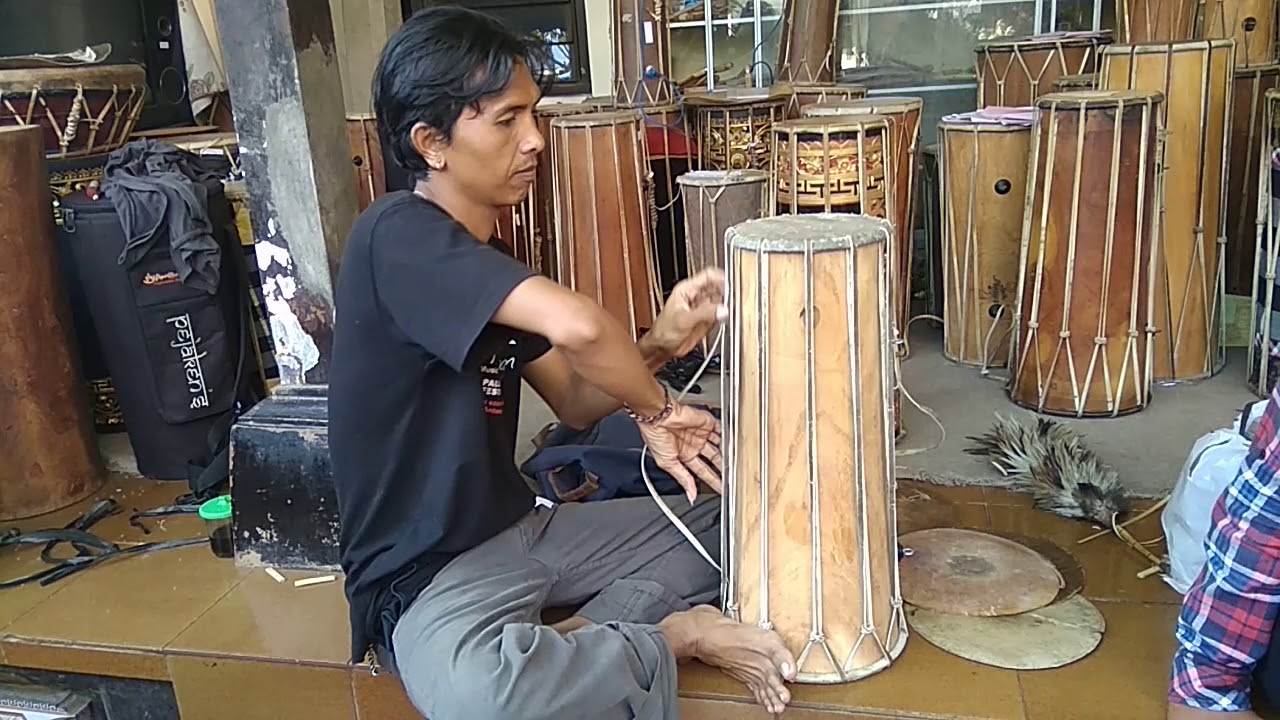 Cara mengencangkan kendang bali - YouTube
