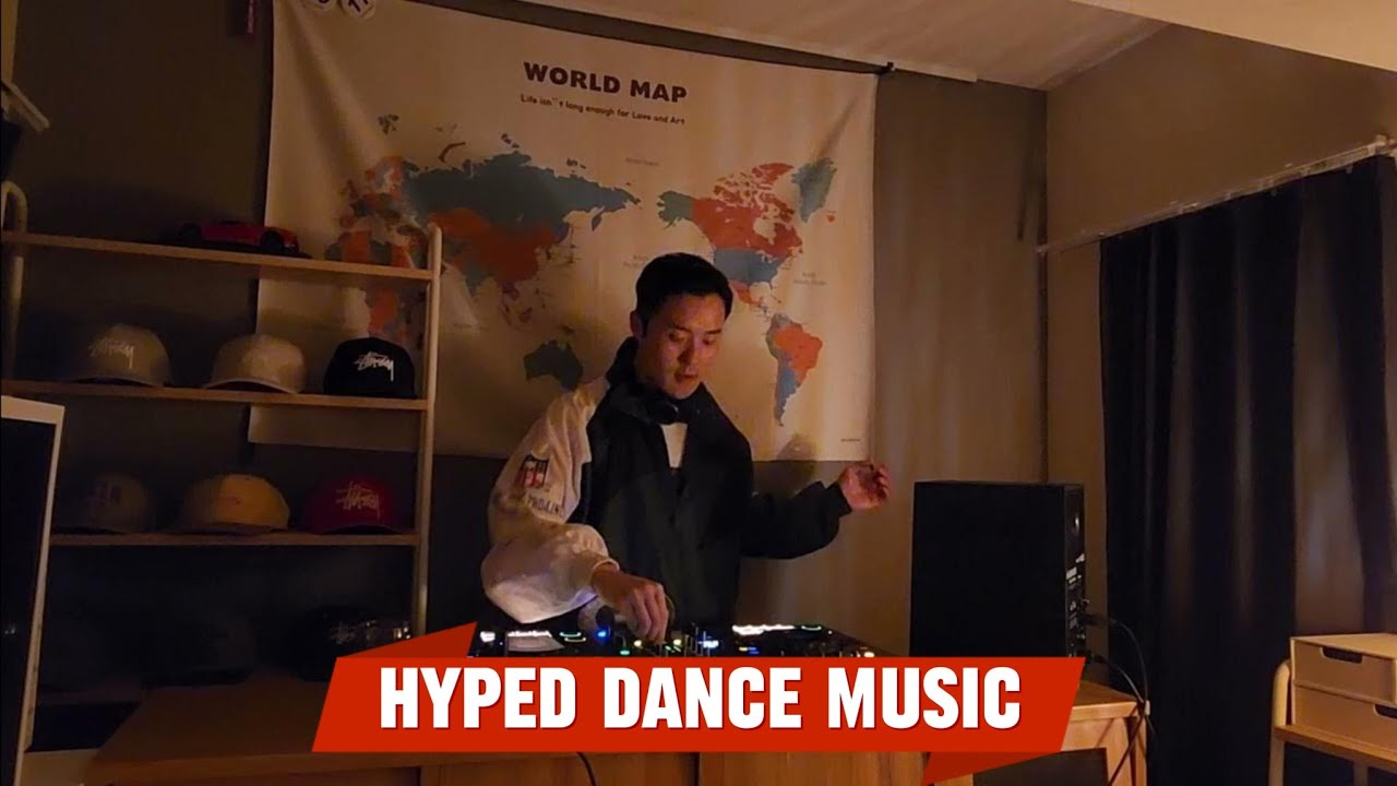 Hyped dance club music mix DJing - YouTube
