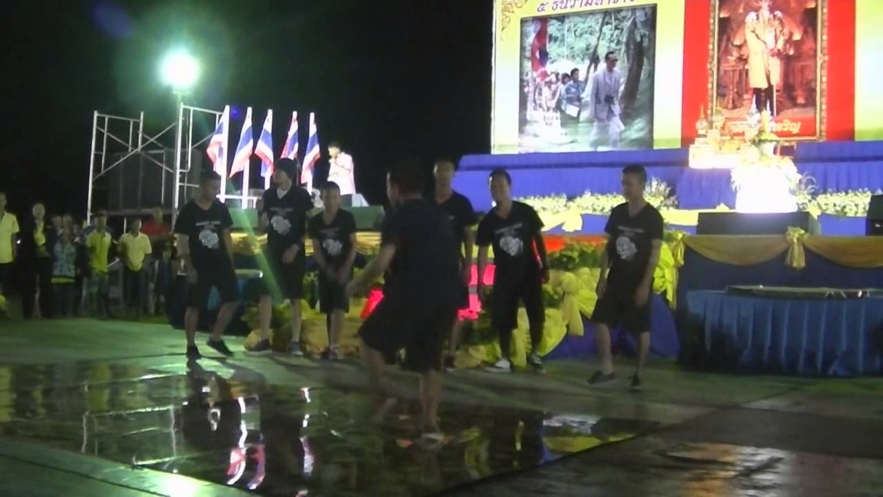 BP MonKey Crew โชว์งานวันพ่อ 2555 - YouTube