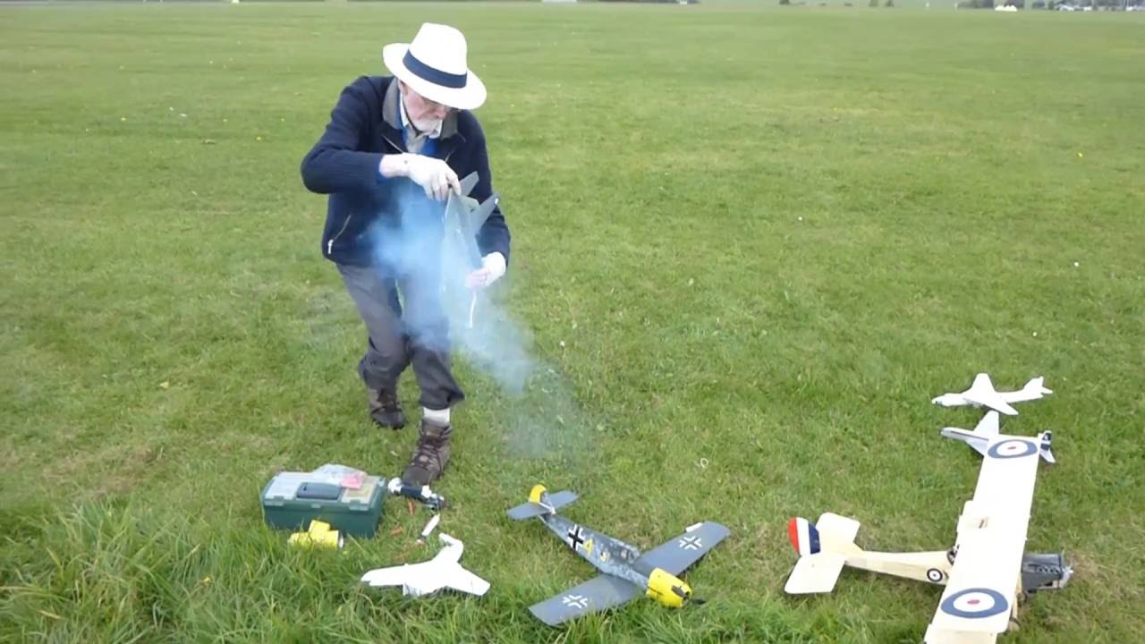 Howard Metcalfe's Supermarine Attacker - YouTube