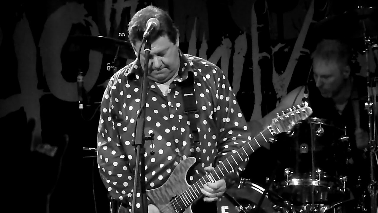 stiff Little Fingers Johnny was live at the Academy Dublin 25/8/17 ...