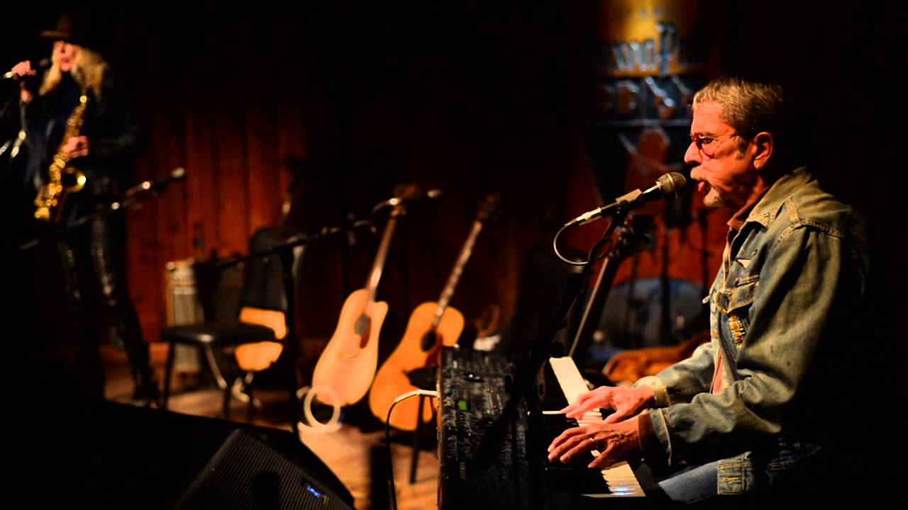 Bobby Whitlock & CoCo Carmel - John the Revelator - YouTube