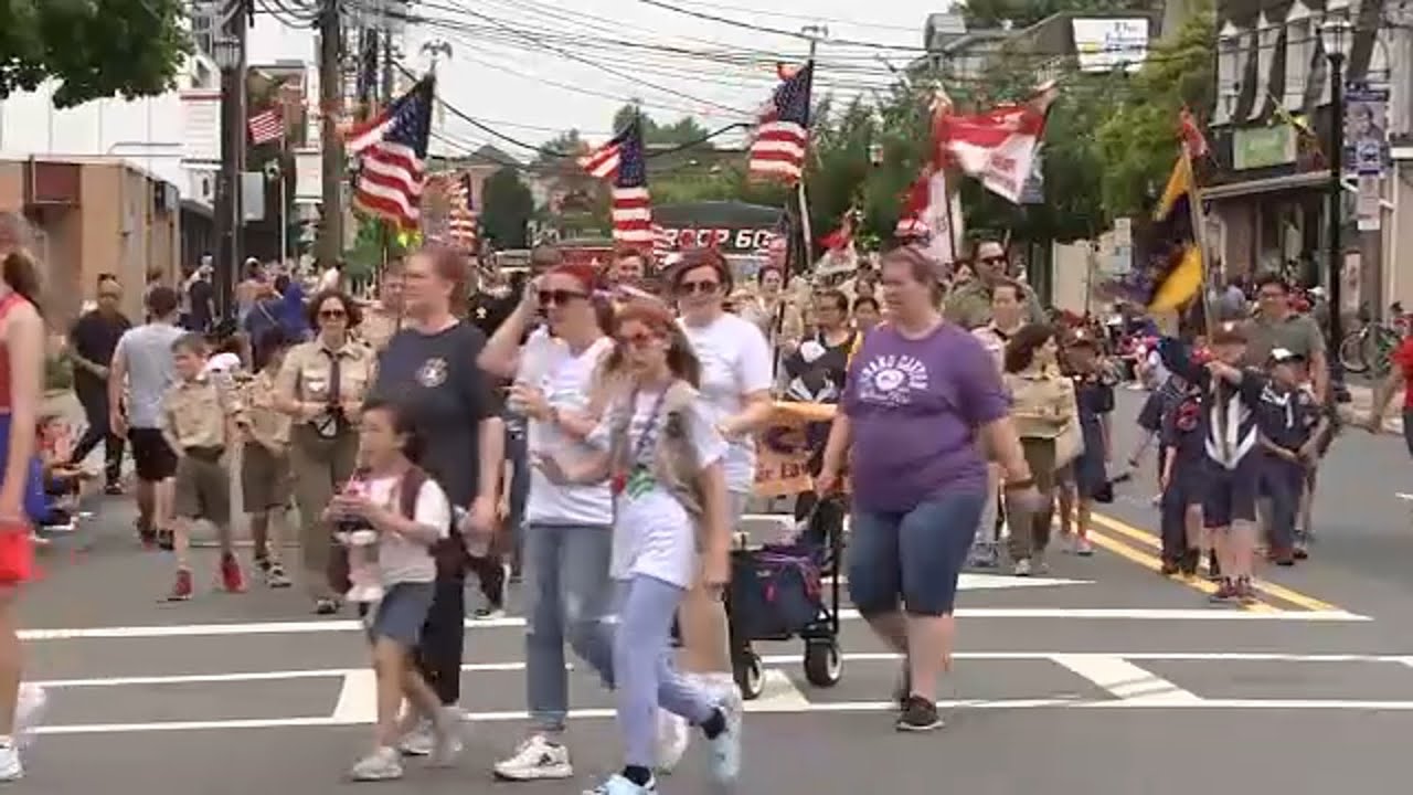 Military and civic groups participate in the annual Fair Lawn Memorial ...