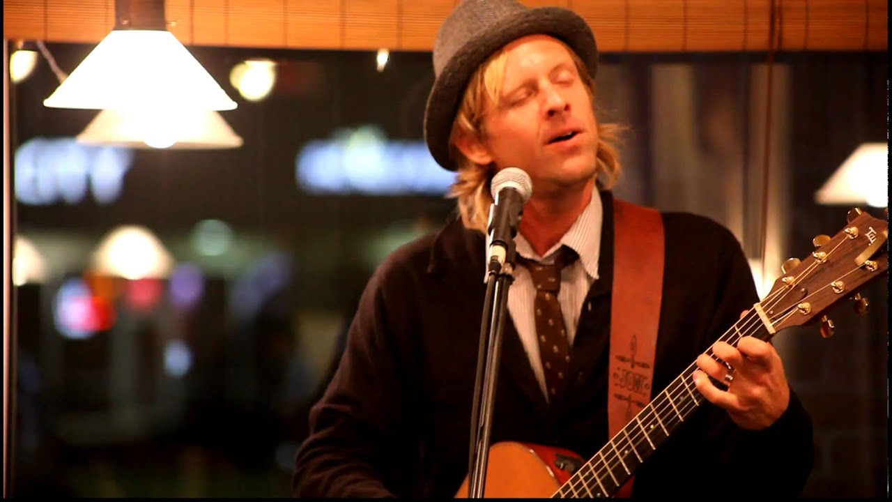 Jon Foreman, "This Is Home" at Coffee Crossing After show - YouTube