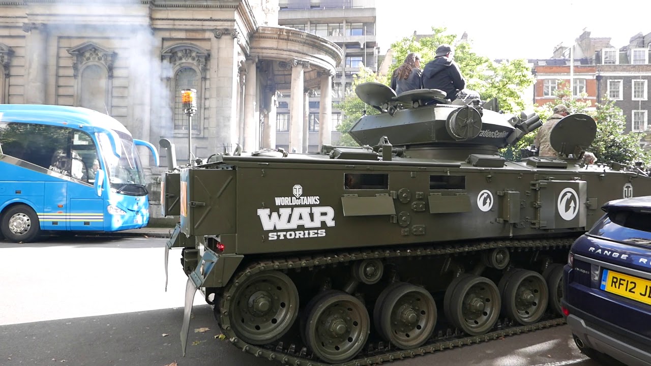 Tank driving around London - YouTube