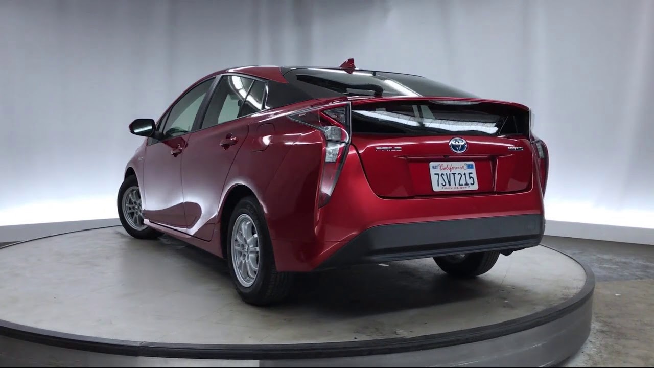 2016 Toyota PRIUS Two - YouTube
