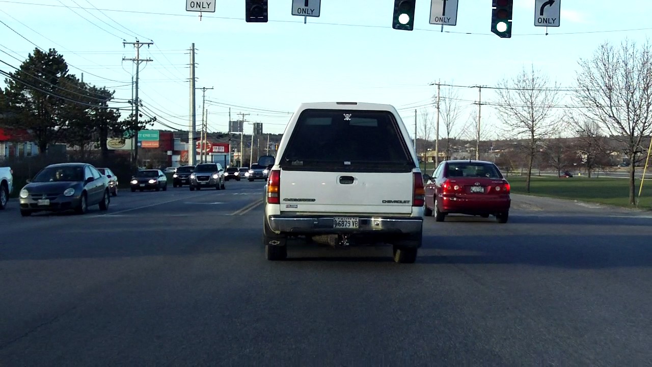Interstate 95 - Maine (Exit 186) northbound/inbound - YouTube