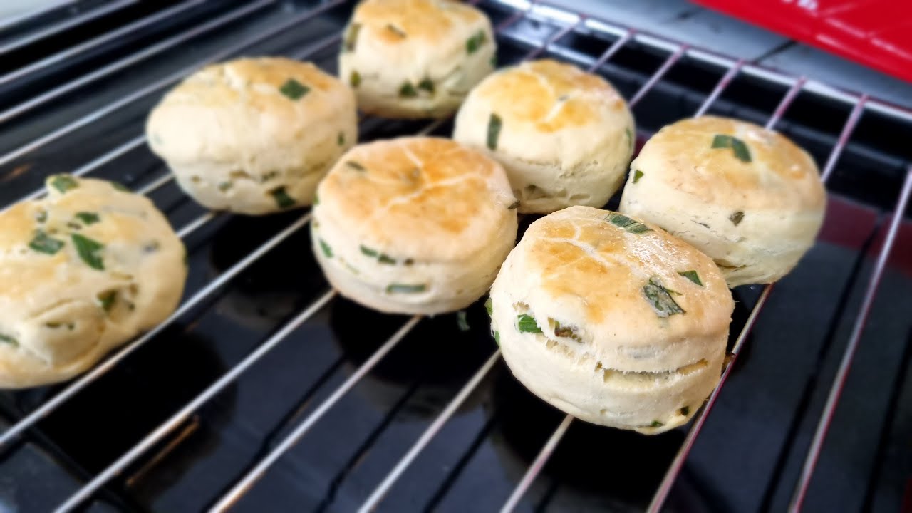 Scallion Scone | Lembut, Berlapis | Sedap Dimakan Bila-bila masa - YouTube