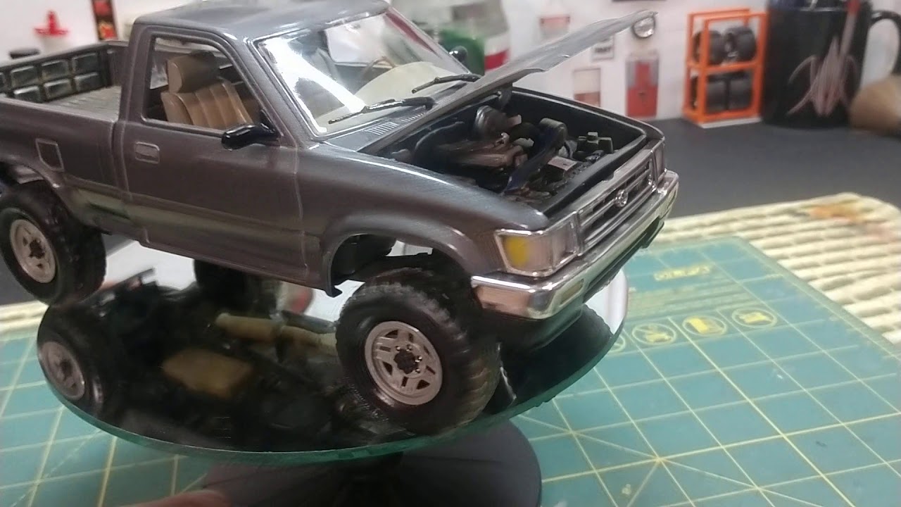 Final build video of the 92 Toyota pickup - YouTube