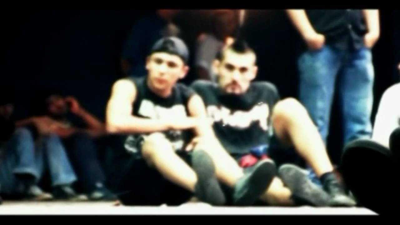 30 años de Punk (spot promo) - YouTube