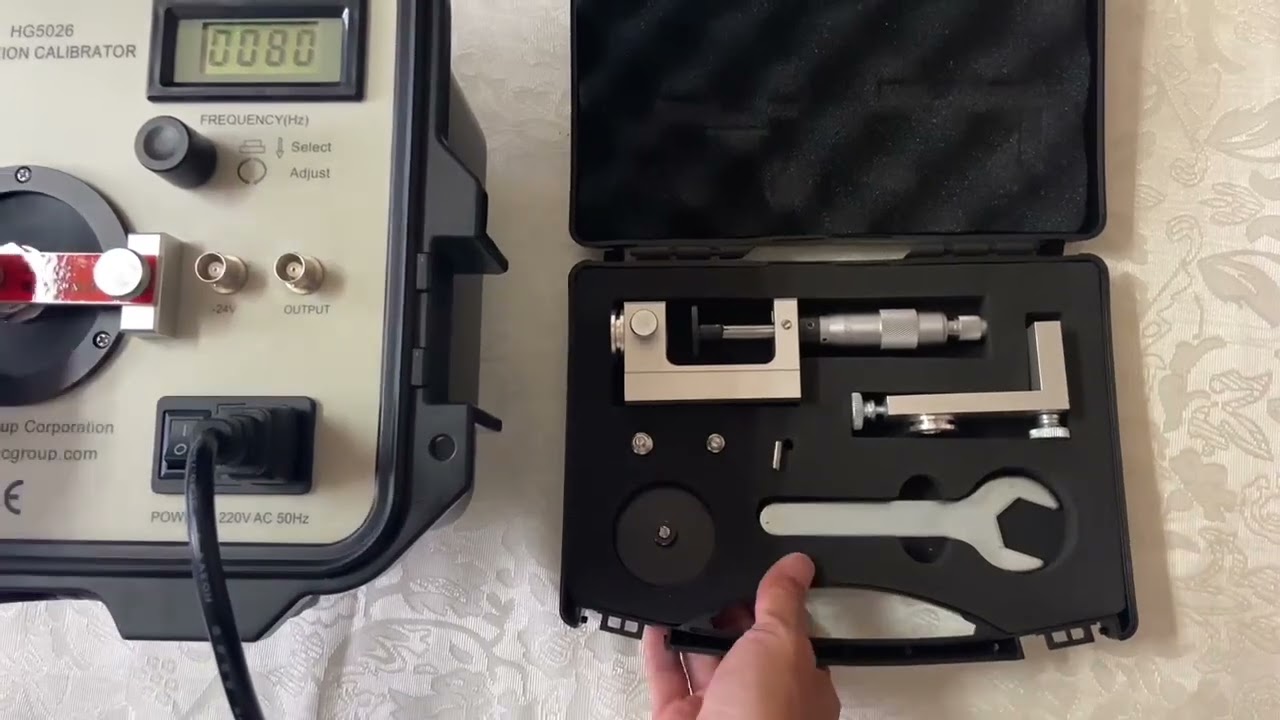 Portable Handheld Shaker For Vibration Calibration Of Vibration Meters ...