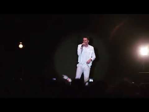 EDİS İNGİLİZCE ŞARKI SÖYLÜYOR (efsane ses)