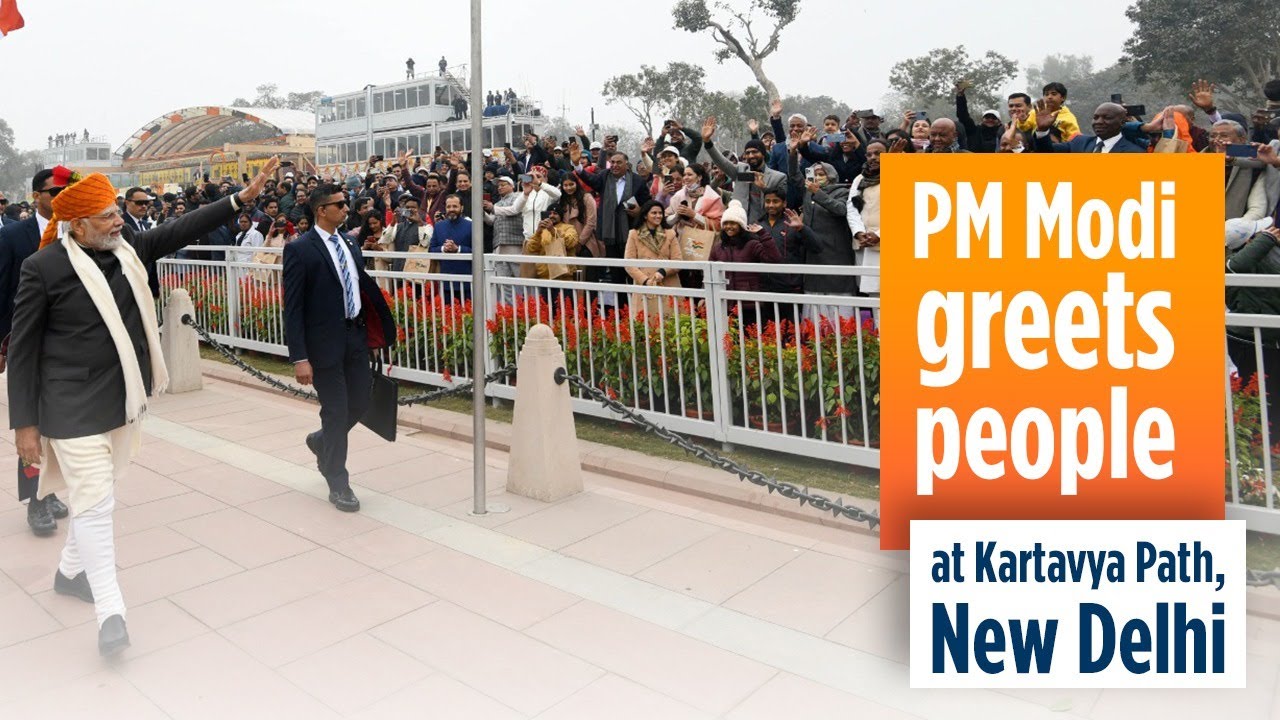 PM Modi greets people at Kartavya Path, New Delhi - YouTube