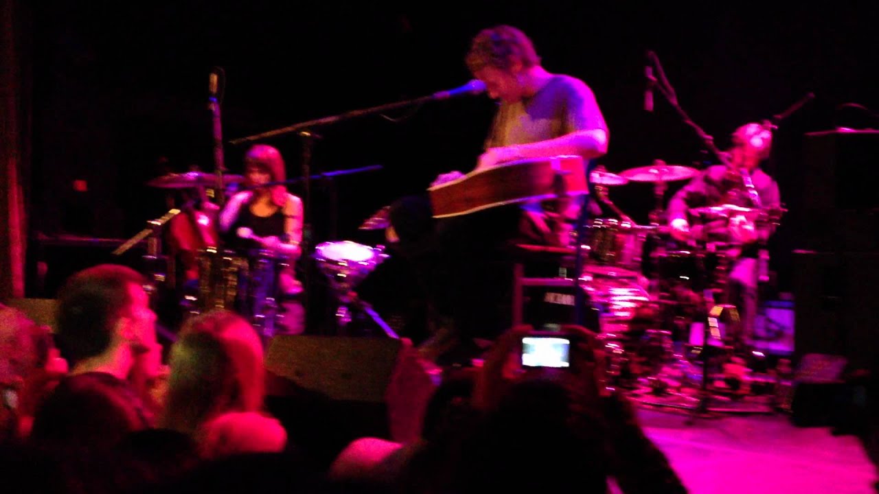 Ben Howard Live- Depth over Distance @ The Bowery, NYC - YouTube