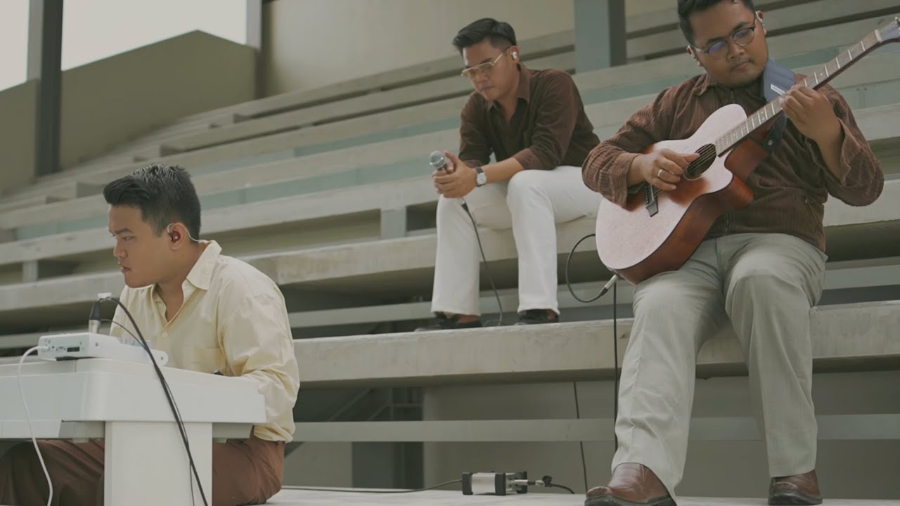 Man Osman - All I Want Is You (Live Acoustic at Lokananta) - YouTube