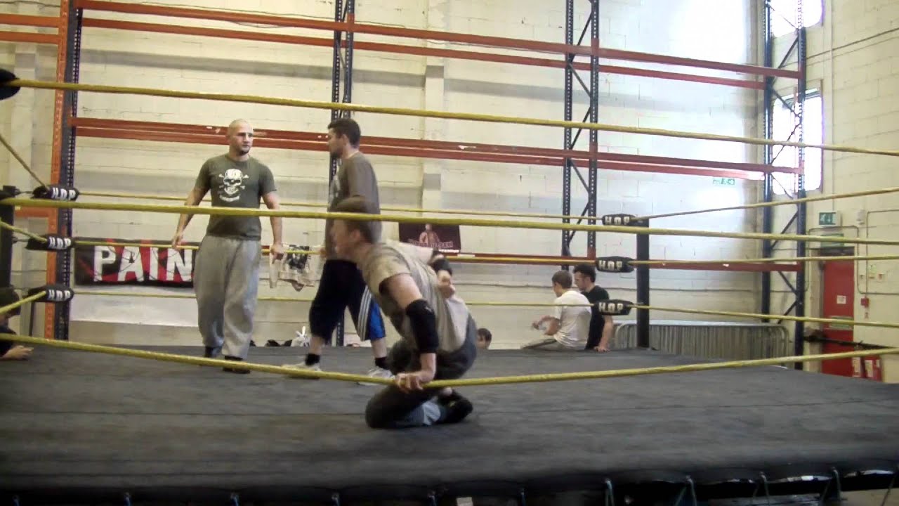 bully boy carter Vs Terry Isit - YouTube