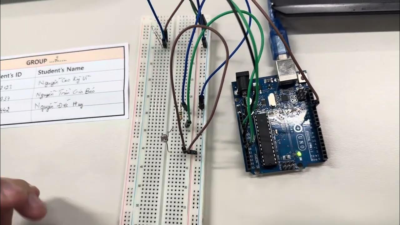 IA1803_Group2_ Slot4_Photoresistor - Analog Input - YouTube