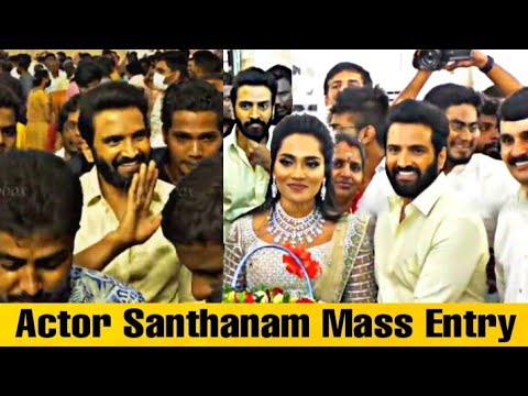 Santhanam Mass Entry at Anbuchezhiyan daughter' sushmitha Marriage ...