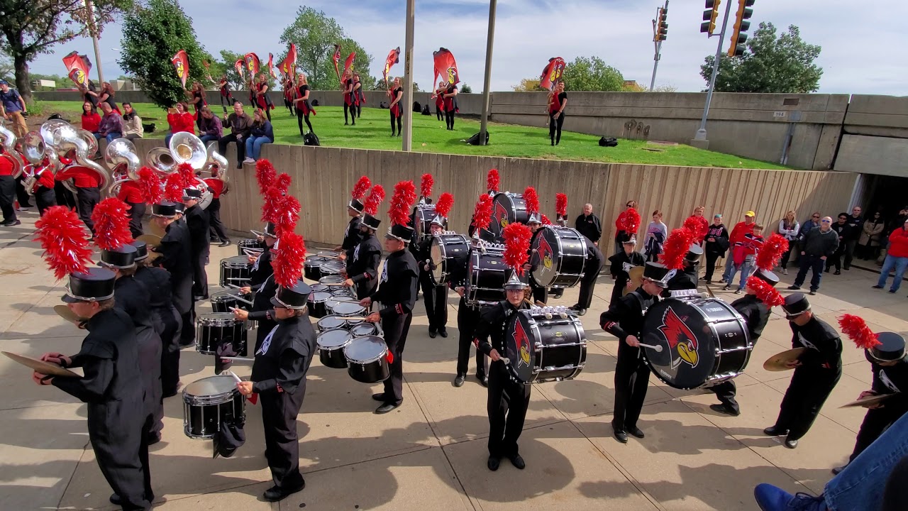 Big Red Marching Machine: Family Weekend Pregame Tunnel - YouTube