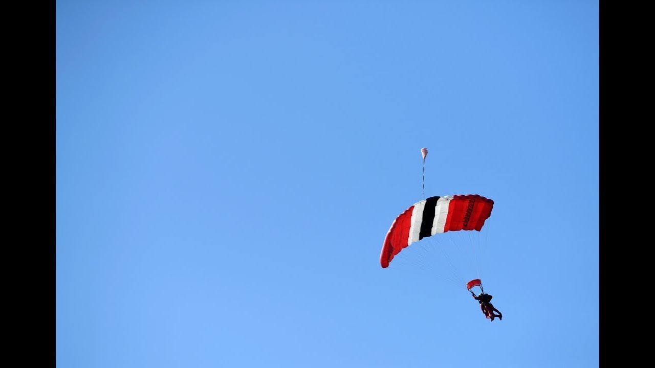 WW2 Battle of Arnhem 75 anniversary parachute jump - YouTube