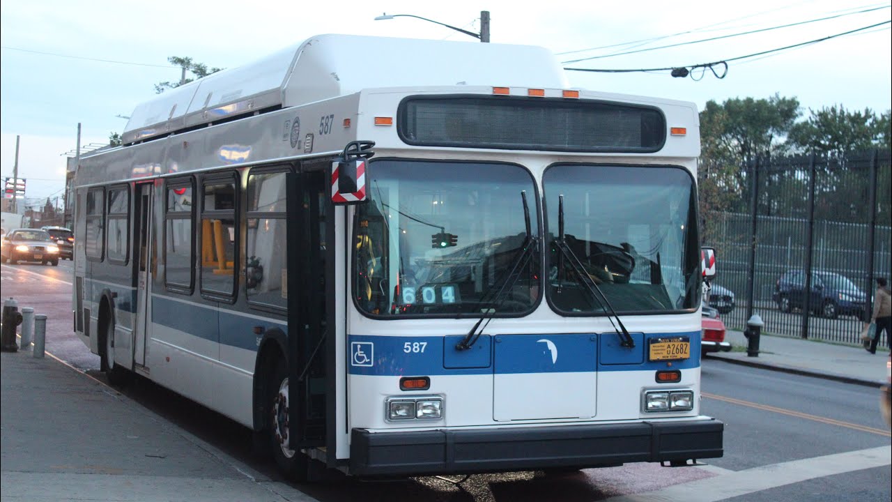 MTA NYCT: 2011-2013 New Flyer C40LF at Brooklyn Junction on the B103 ...