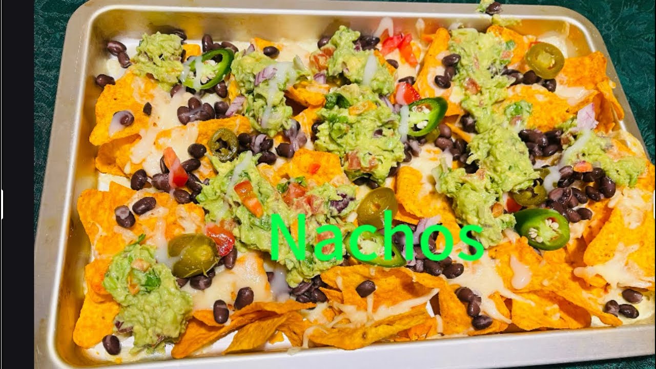 Vegetarian Nachos Recipe With Beautiful Guacamole And Loaded Cheese ...